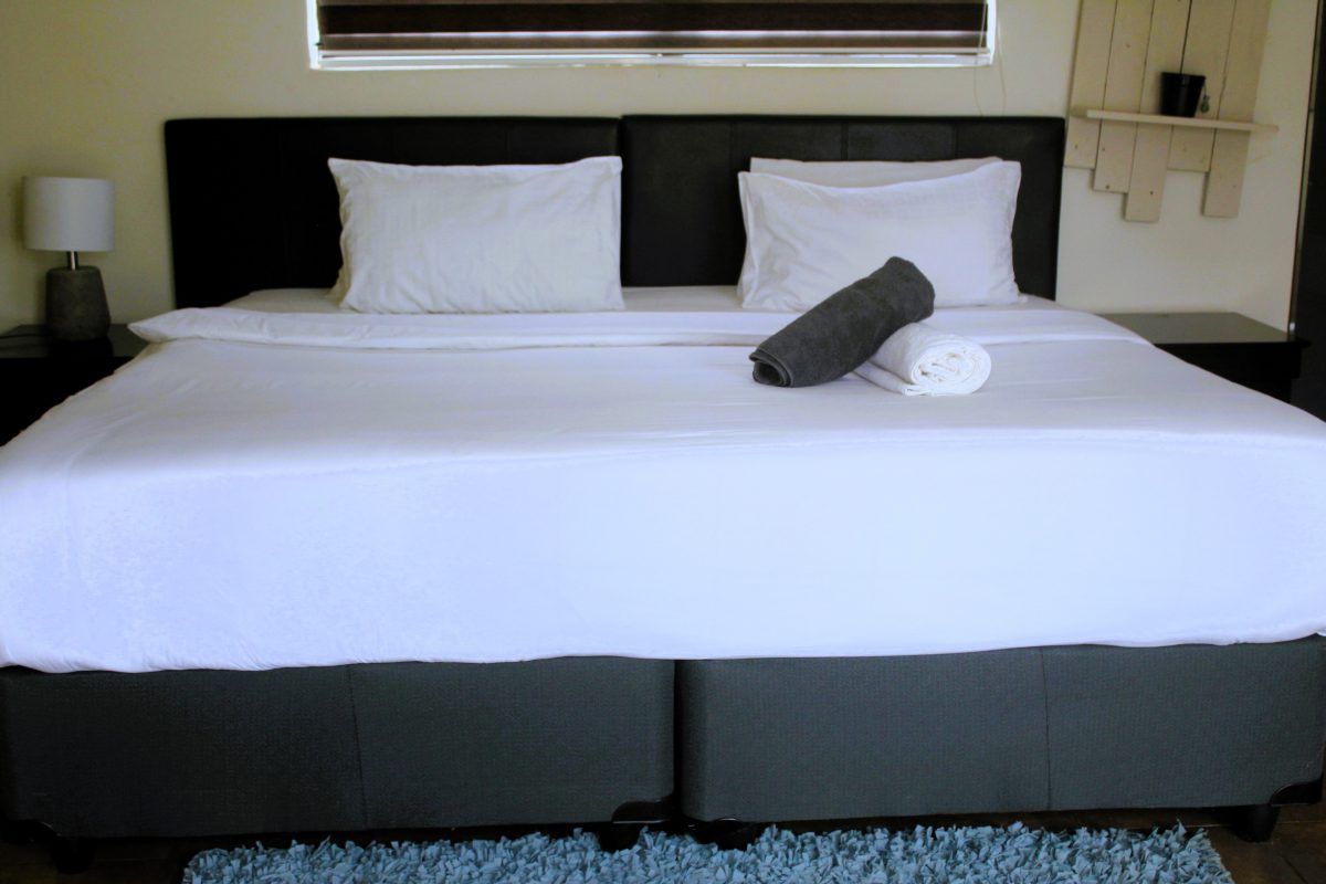 Book Your Stay @ Avela Lodge